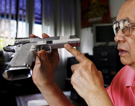 Filipino Gunsmith Retired Colonel Juanito Bayang Editorial Stock Photo ...