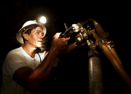 Filipino Miner Inside Benguet Mines Tunnel Editorial Stock Photo ...