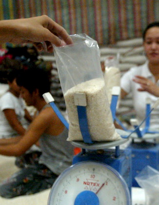 Filipino Workers Repack Rice Inside Warehouse Editorial Stock Photo ...