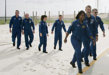 Sts121 Nasa Flight Crew Arrives Launch Editorial Stock Photo - Stock ...