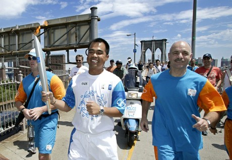 Vincent Mazzone Broooklyn Carries Olympic Flame Editorial Stock Photo ...