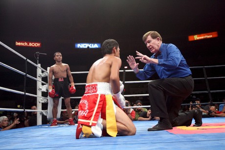 Philippine Boxing - Apr 2008 Stock Pictures, Editorial Images and Stock ...