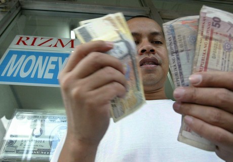 Man Counts His Peso Notes Outside Editorial Stock Photo - Stock Image ...