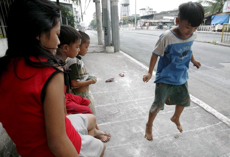 Filipino Street Children Play Local Version Editorial Stock Photo ...