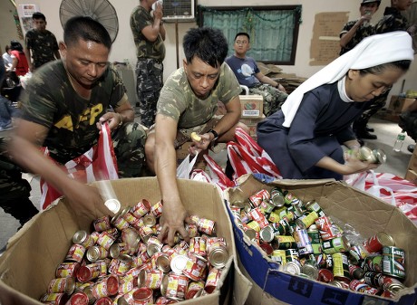 Filipino Soldiers Nun Military Warehouse Manila Editorial Stock Photo ...
