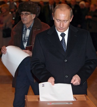 Russian President Vladimir Putin Casts His Editorial Stock Photo ...