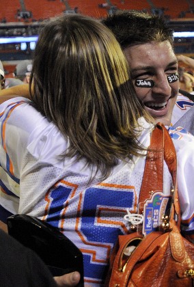 Florida Gators Quarterback Tim Tebow Receives Editorial Stock Photo ...