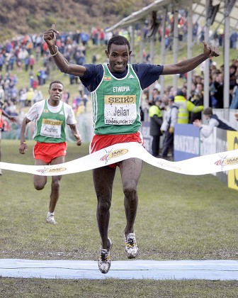 Ibrahim Jeilan Ethiopia Crosses Finnish Line Editorial Stock Photo ...