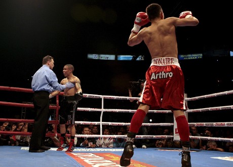Philippines Boxing - Apr 2009 Stock Pictures, Editorial Images and ...
