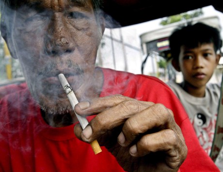 Filipino Adult Lights Cigarette Presence Boy Editorial Stock Photo ...