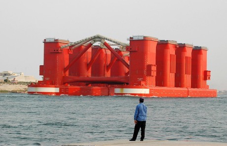Aker Kvaernerh6e Worlds Largest Oil Rig Editorial Stock Photo - Stock ...
