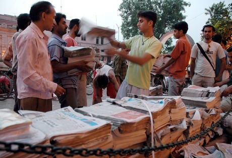 Newspaper Hawkers Collect Newspapers Distribution Centre Editorial ...