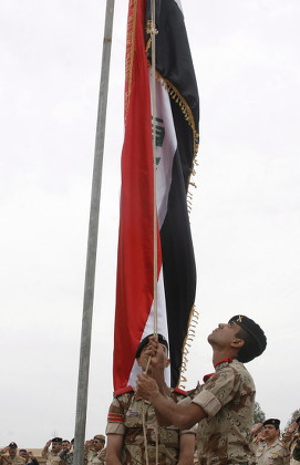 Iraqi Soldeirs Raise Their National Flag Editorial Stock Photo - Stock ...