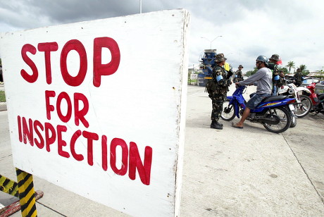 Filipino Army Soldiers Inspect Motorists Checkpoint Editorial Stock ...