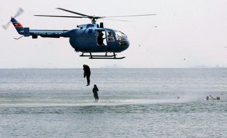 39 Sinking exercise Stock Pictures, Editorial Images and Stock Photos ...