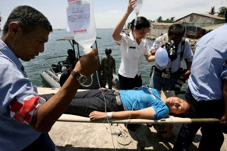 Philippine Navy Disaster Response Unit Rescues Editorial Stock Photo ...