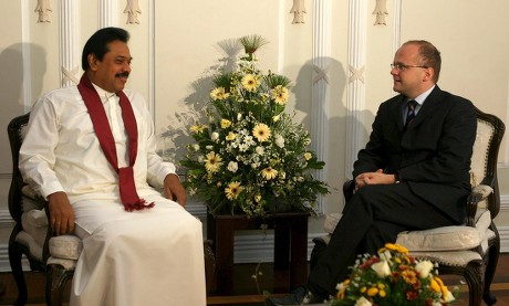 Sri Lankan Prime Minister Mahinda Rajapakshe Editorial Stock Photo ...