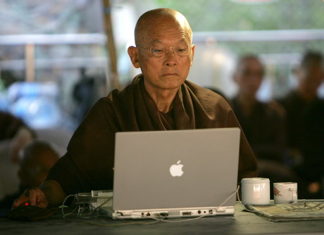 Antithaksin Buddhist Monk Uses His Computer Editorial Stock Photo ...