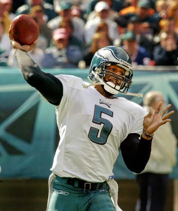 Sheldon Brown Leaps Onto Teammate Lito Editorial Stock Photo - Stock ...