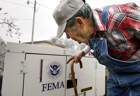 Eightyyearold Roy Rodgers Looks Fema Generator Editorial Stock Photo ...