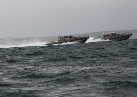 TUNISIAN SOLDIERS NAVIGATE TWO SIX SHIPS Editorial Stock Photo - Stock ...