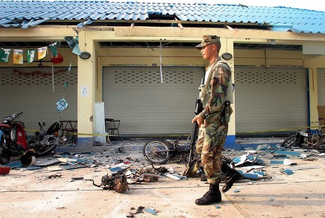 Thai Soldier Stands Guard Next Destroyed Editorial Stock Photo - Stock ...