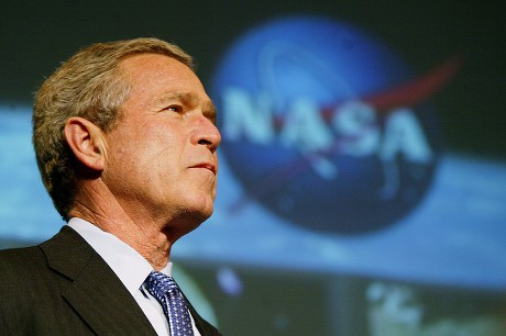 Us President George W Bush Listens Editorial Stock Photo - Stock Image ...