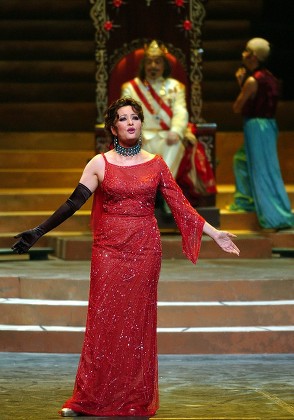 Tunisias Leading Singer Latifa Performs During Editorial Stock Photo ...