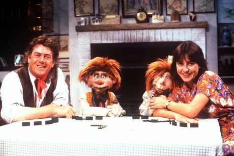 Riddlers Peter Llewellyn Jones Victoria Williams Editorial Stock Photo ...