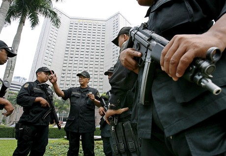 Filipino Special Weapons Tactics Swat Officers Editorial Stock Photo ...
