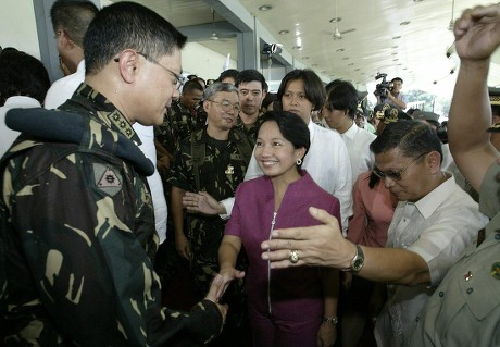 Philippine President Gloria Macapagalarroyo Thanks Army Editorial Stock ...