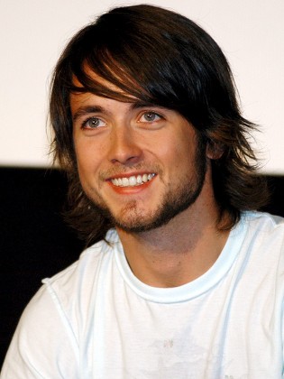 Canadaborn Actor Justin Chatwin Smiles During Editorial Stock Photo ...