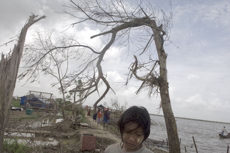 Aftermath of Cyclone Nargis, Burma - Jun 2008 Stock Pictures, Editorial ...