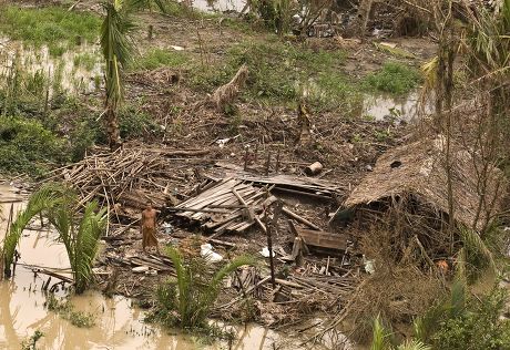 Aftermath of Cyclone Nargis, Burma - Jun 2008 Stock Pictures, Editorial ...