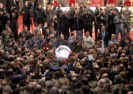 Lebanon Funeral - Dec 2007 Stock Pictures, Editorial Images and Stock ...