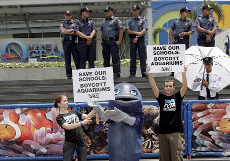 Activists People Ethical Treatment Animals Peta Editorial Stock Photo ...