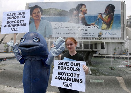 Activists People Ethical Treatment Animals Peta Editorial Stock Photo ...