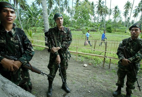 Muslim Members Moro Islamic Liberation Front Editorial Stock Photo ...