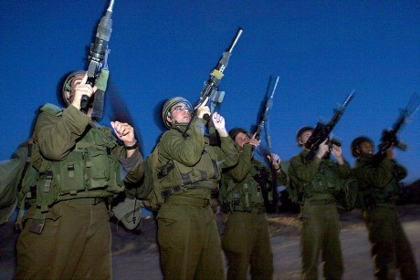 Israeli Soldiers Load Their Weapons They Editorial Stock Photo - Stock ...
