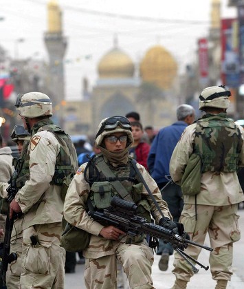 Iraq Us Troops - Feb 2004 Stock Pictures, Editorial Images and Stock ...