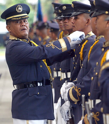 Filipino Soldier Armed M16 Rifle Secure Editorial Stock Photo - Stock ...