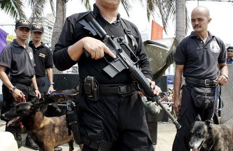 Filipino Elite Police Armed M16 Rifle Editorial Stock Photo - Stock ...