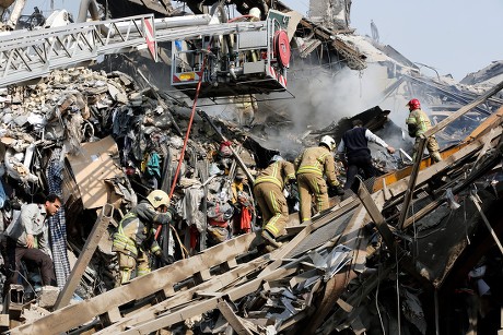 Rescue Workers Gather Front Collapsed Iconic Editorial Stock Photo ...
