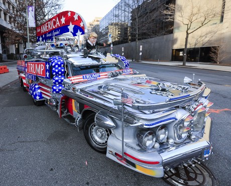 Custom Trumpmobile On Streets Day Before Editorial Stock Photo - Stock ...
