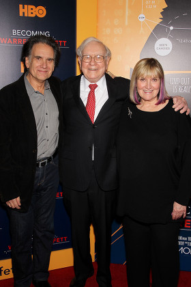 Peter Buffett Warren Buffett Susan Alice Editorial Stock Photo - Stock ...