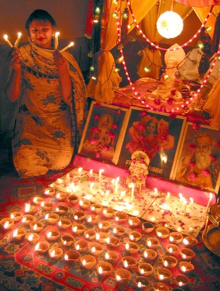 Hindu Woman Celebrates Devali Festival Candles Editorial Stock Photo ...