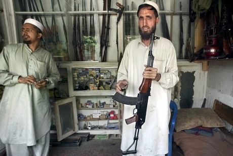 Pakistani Arms Dealer Shows Philippinemade Automatic Editorial Stock ...