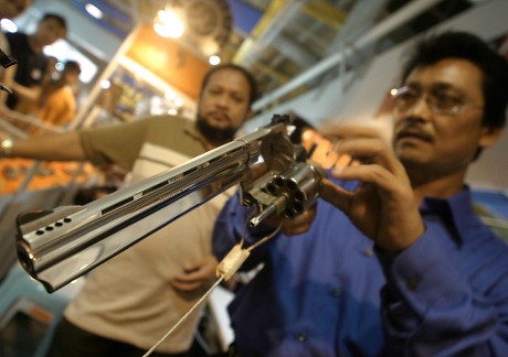 Filipino Gun Dealer Arrange Display Rifles Editorial Stock Photo ...