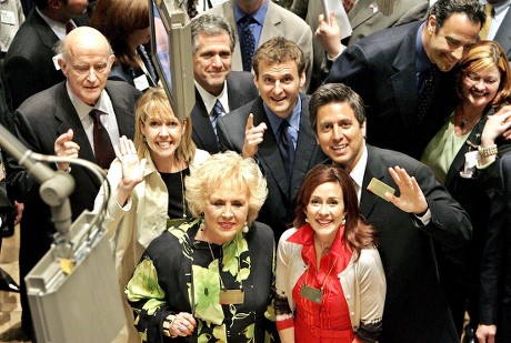 Cast Televisions Everybody Loves Raymond Ltor Editorial Stock Photo ...