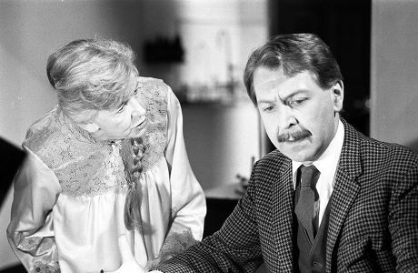 Nan Munro Felicity Mcdee Stephen Macdonald Editorial Stock Photo ...